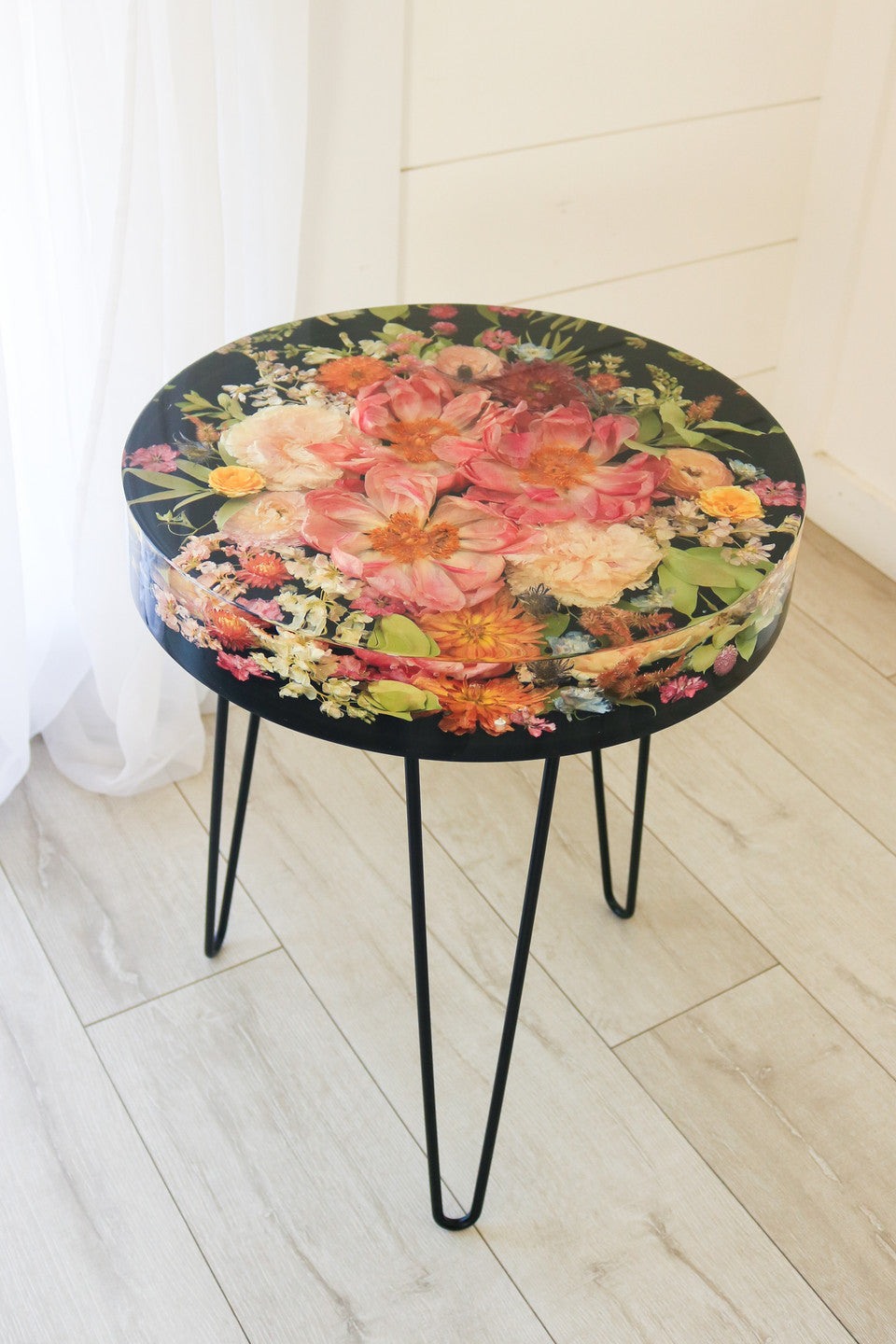 Custom Handmade Resin – White Poppy Preservation