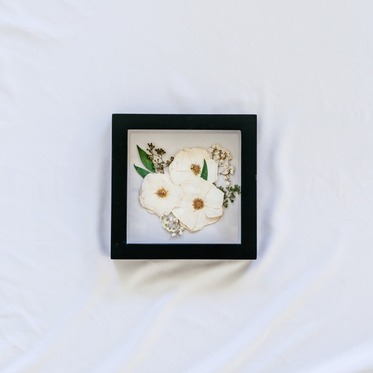 *BESTSELLER* Pressed Frame - Boutonniere Design (You Ship Your Flowers ...
